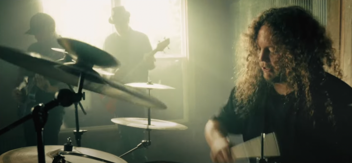 Rock and emotion in "Matthew's Lyric", the new music video from ...
